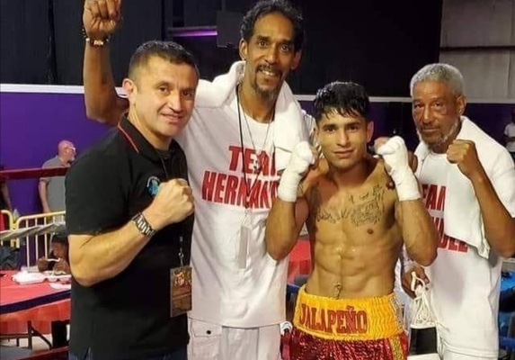 Victor Hernandez ("Jalapeno") | Boxer Page | Tapology