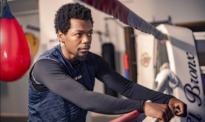 John Dickson ("Golden Phoenix") | Boxer Page | Tapology