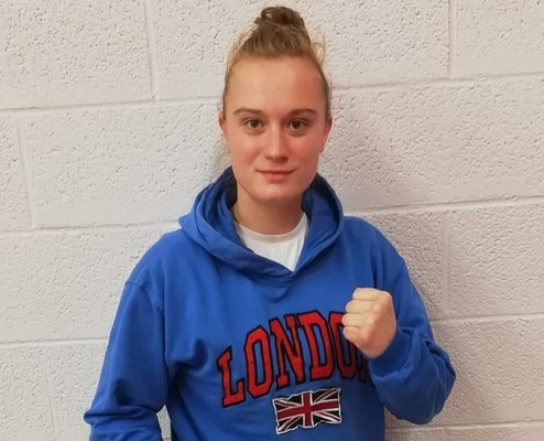 Eva Debacker | Boxer Page | Tapology