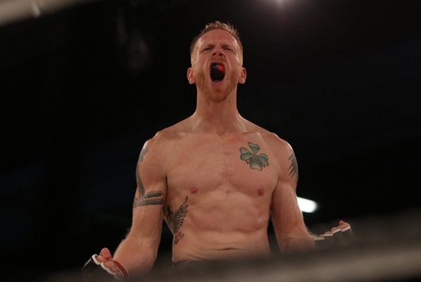 Ian White ("The Fireman") | MMA Fighter Page | Tapology