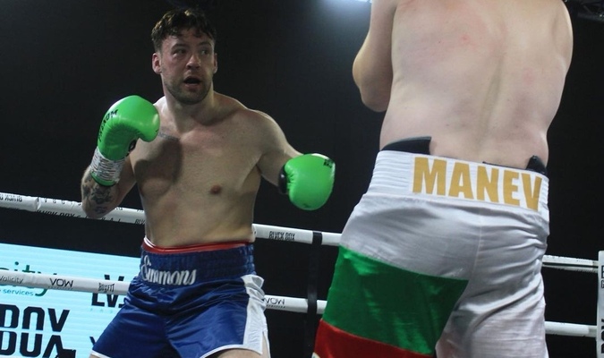 Tom Simmons | Boxer Page | Tapology