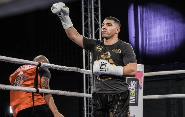 Ismael Flores ("El Terrible") | Boxer Page | Tapology