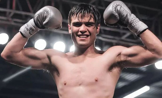 Erick Hernandez Cota ("Elegante") | Boxer Page | Tapology