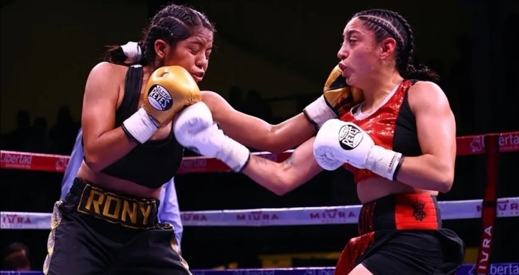 Jessica Ponce Nieves ("La Gemela") | Boxer Page | Tapology