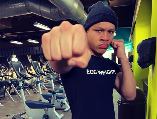 Gabriel Goldman ("The Swordsman") | Boxer Page | Tapology