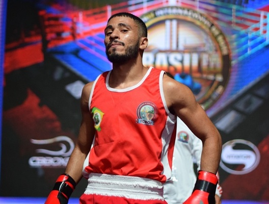 Yuri Max | MMA Fighter Page | Tapology