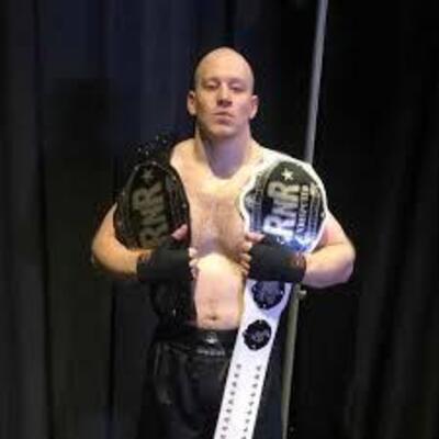 Bobby Laing ("Lights Out") | Boxer Page | Tapology