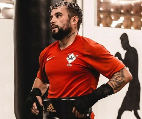 Teddy Fernandes De Araujo | Boxer Page | Tapology