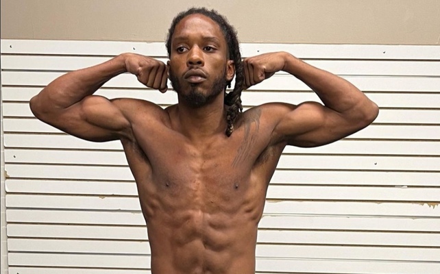 William Holcomb | Boxer Page | Tapology