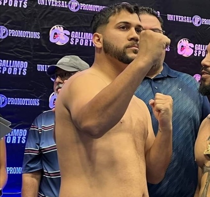 Jonathan Rosario-Ortiz | Boxer Page | Tapology