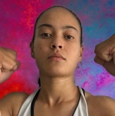 Adrielly Cassia ("Espartana") | MMA Fighter Page | Tapology