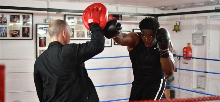 Boma Brown ("'Bomber'") | Boxer Page | Tapology