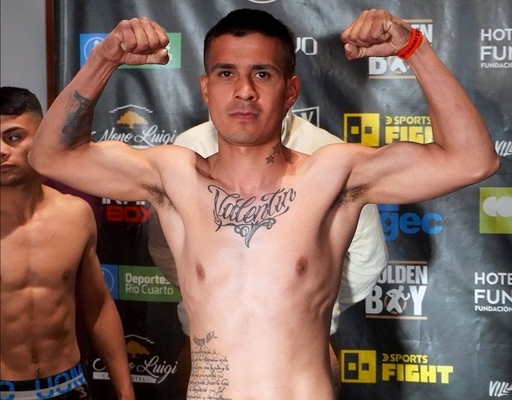 Maximiliano Giles | Boxer Page | Tapology