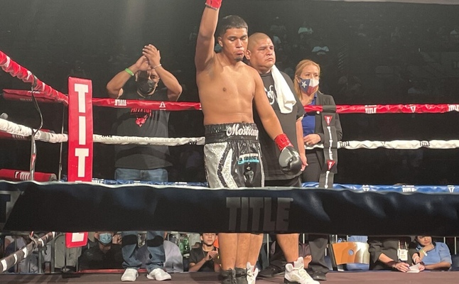 Nicholas Molina | Boxer Page | Tapology