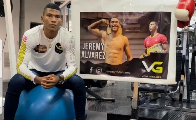 Jeremy Alvarez ("TNT") | Boxer Page | Tapology