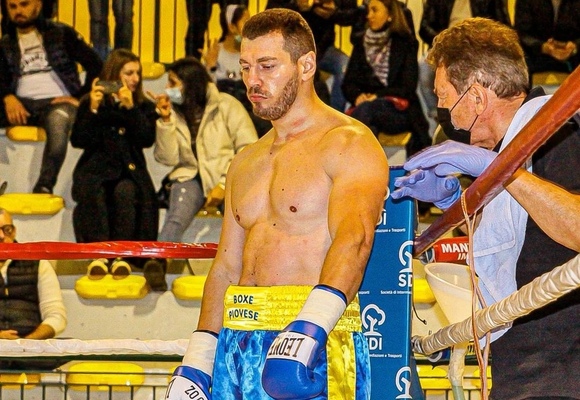 Sergiu Sinigur | Boxer Page | Tapology
