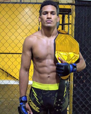 Karol Arteaga ("Showtime") | MMA Fighter Page | Tapology