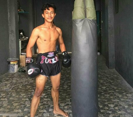 Ferian Hidayat ("Tulen Pagah") | Boxer Page | Tapology