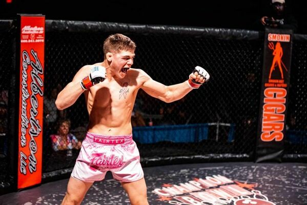 Liam Aunan ("The Iowan Lion") | MMA Fighter Page | Tapology