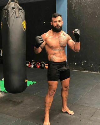 Leonardo Menezes ("Barba") | MMA Fighter Page | Tapology