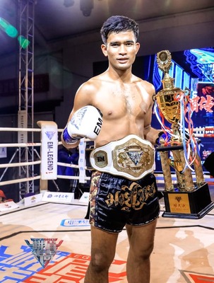 Rungrawee Sitsongpeenong ("Legatron") | Fighter Page | Tapology