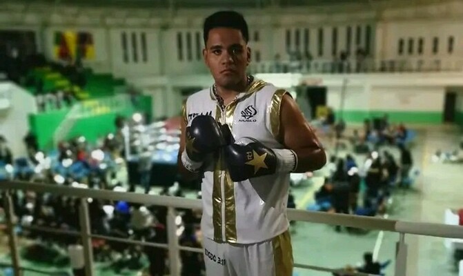 Roberto Medina Aguirre ("Manfred") | Boxer Page | Tapology
