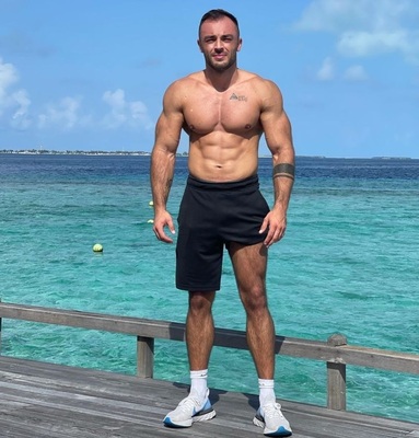 Roger Salla | MMA Fighter Page | Tapology