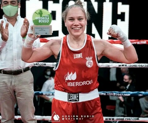 Laura Reoyo | Boxer Page | Tapology