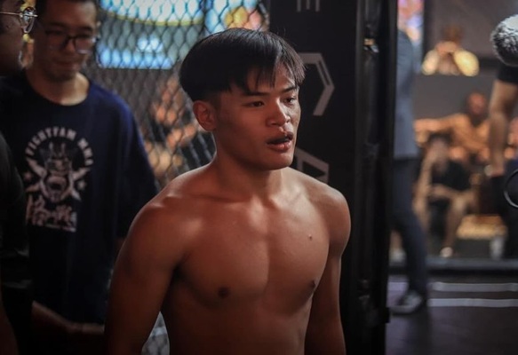 Julian Siaw | MMA Fighter Page | Tapology