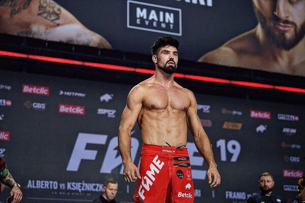 Piotr Tyburski ("Tybori") | MMA Fighter Page | Tapology