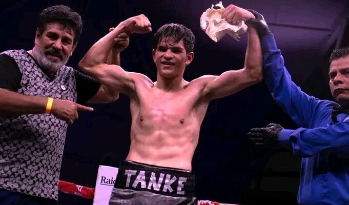 Alejandro Ledezma Esparza | Boxer Page | Tapology