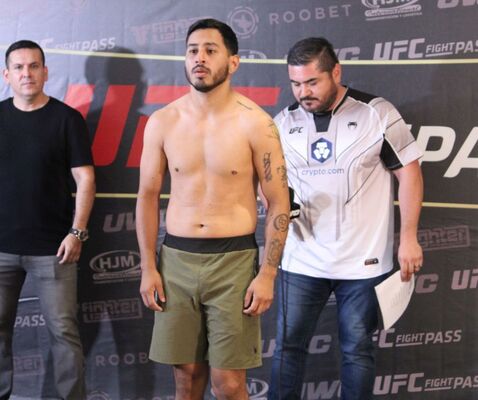 Moisés López | MMA Fighter Page | Tapology