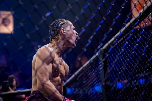 John’Ari Siena ("The Last Samurai") | MMA Fighter Page | Tapology