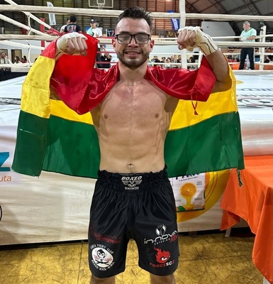 Jose Orlando Angulo ("El Finito") | Boxer Page | Tapology