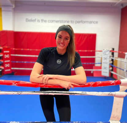 Shona Whitwell ("'Showtime'") | Boxer Page | Tapology