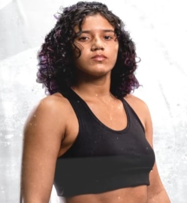 Hellyw Sarah | MMA Fighter Page | Tapology