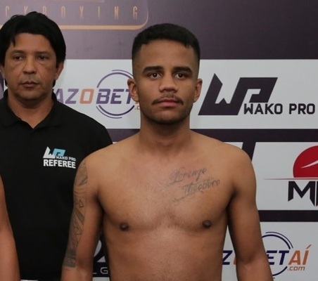 Léo Pereira ("Bahia") | MMA Fighter Page | Tapology