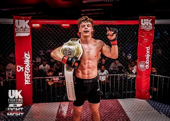 Rich Vernon-Knox | MMA Fighter Page | Tapology
