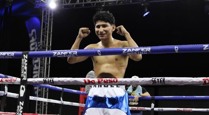 Ángel Santiago Hernández | Boxer Page | Tapology