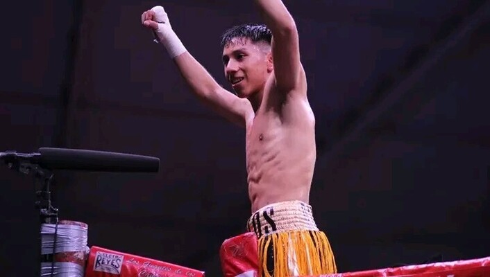 Roberto Carlos Ramírez | Boxer Page | Tapology