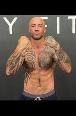 Nathan Griffith ("The Showman") | Boxer Page | Tapology