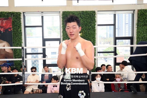 Seung Min Lee | Boxer Page | Tapology