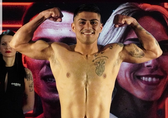 Nicolas Fernando Rosales ("Esencia") | Boxer Page | Tapology