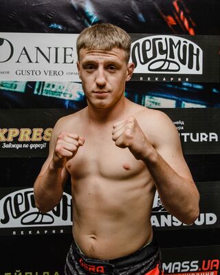 Pavlo Petryshak | MMA Fighter Page | Tapology