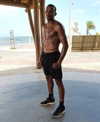 Leandro Santos ("Santo") | MMA Fighter Page | Tapology