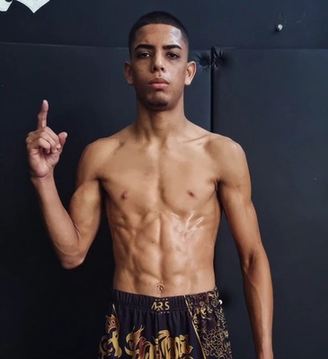 Vinicius Santos ("The Blessed") | MMA Fighter Page | Tapology