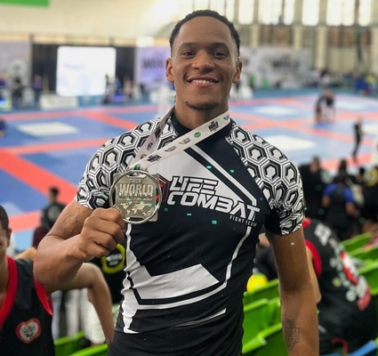 Israel Oliveira ("Rael Oliver") | MMA Fighter Page | Tapology