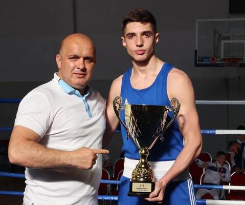 Enis Aliu | Boxer Page | Tapology