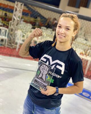 Andressa Rocha ("Meg") | MMA Fighter Page | Tapology