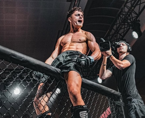 Yanis Möhlmann | MMA Fighter Page | Tapology